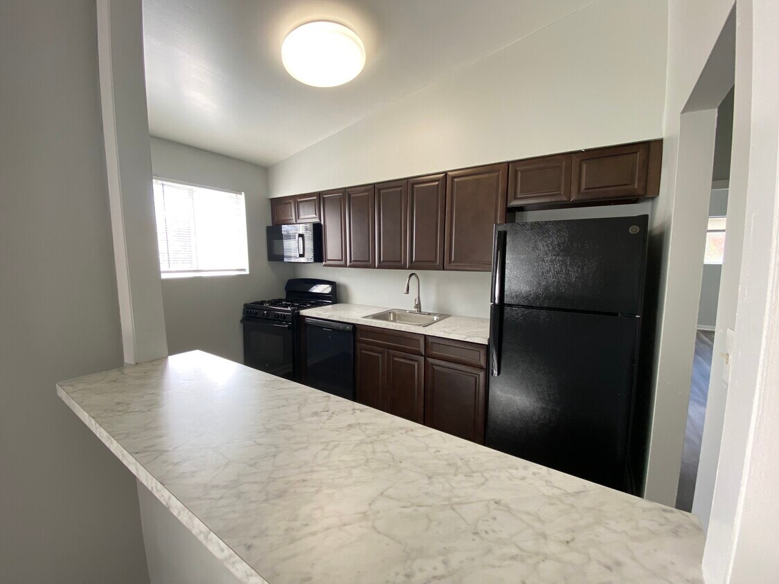 Fox Crossing Apartments - 6410 Walther Ave Baltimore, MD | Apartments.com