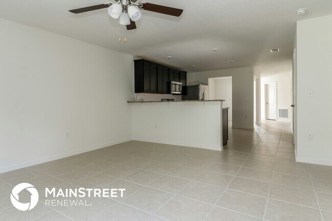 Spring Ridge Apartments for Rent with a Swimming Pool - Brooksville, FL ...