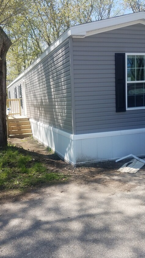 4520 W Ridge Rd Unit 240, Gary, IN 46408 - Room for Rent in Gary, IN ...