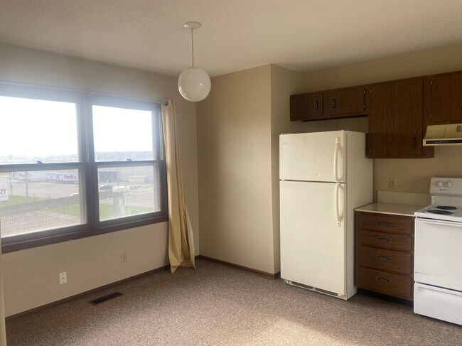 1854 Harrison Dr Unit 3, Clinton, IA 52732 - 1854 Harrison Dr Clinton ...