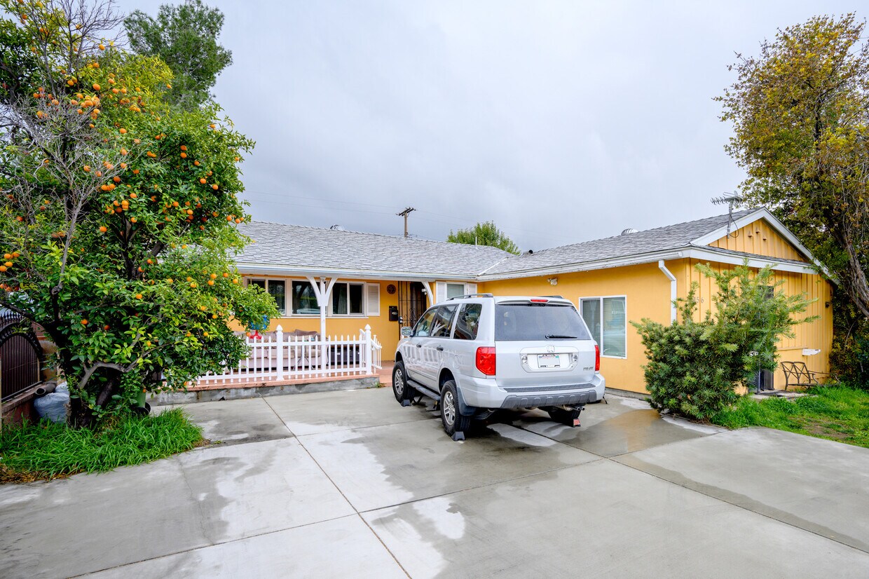 19154 Hart St, Reseda, CA 91335 - House Rental in Reseda, CA ...