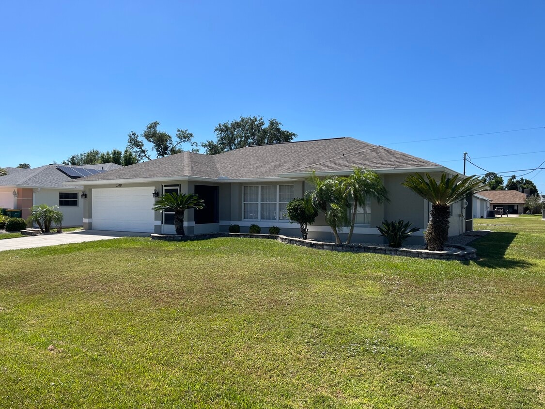 23367 Weaver Ave, Port Charlotte, FL 33954 - House Rental in Port ...
