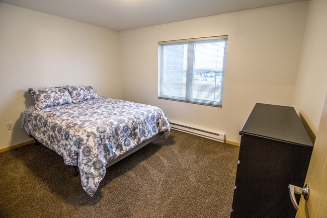 Boulevard Square Apartments - West Fargo, ND | Apartments.com