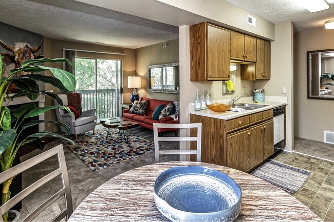 Fox Valley Apartments - Apartments in Omaha, NE | Apartments.com