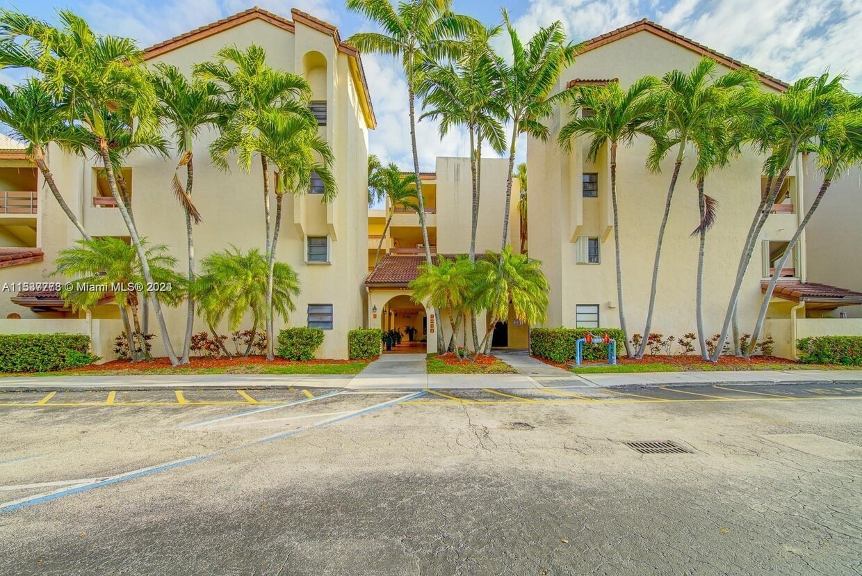 9280 SW 123rd Ct Unit 105-S, Miami, FL 33186 - Room for Rent in Miami ...