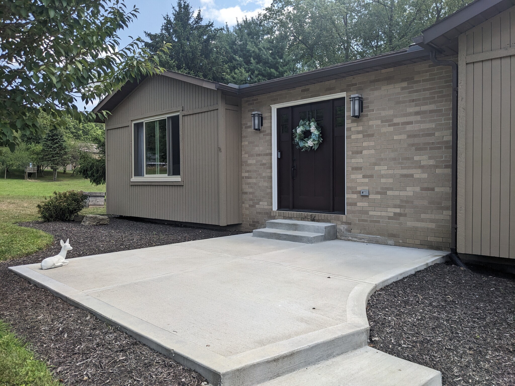 545 Valencia Rd, Mars, PA 16046 - House Rental in Mars, PA | Apartments.com