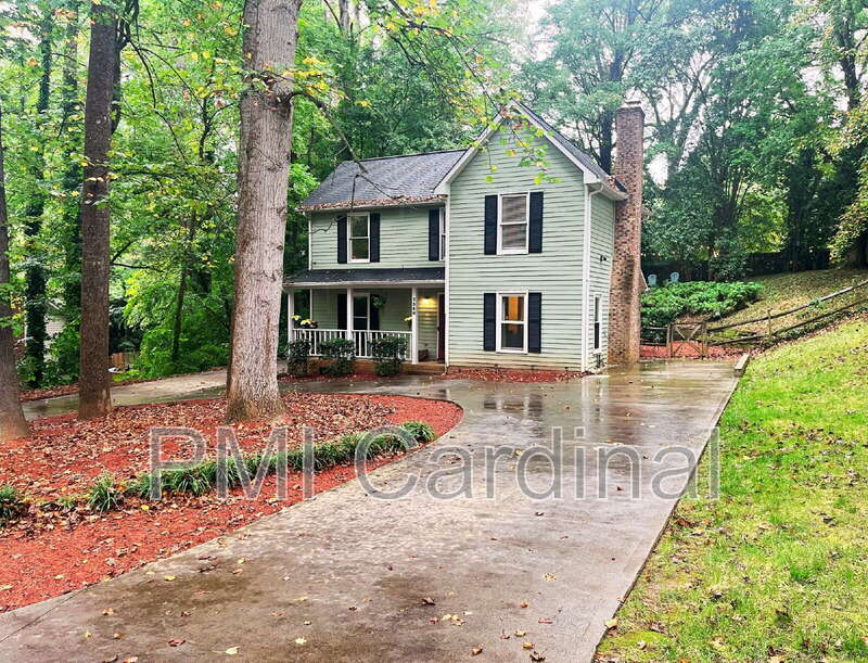 7348 Oakwood Ln, Charlotte, NC 28215 | Apartments.com