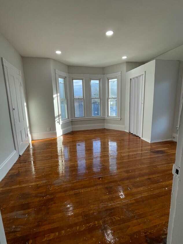 5 Union St Unit 2, Methuen, MA 01844 - 5 Union St Methuen, MA 01844 ...
