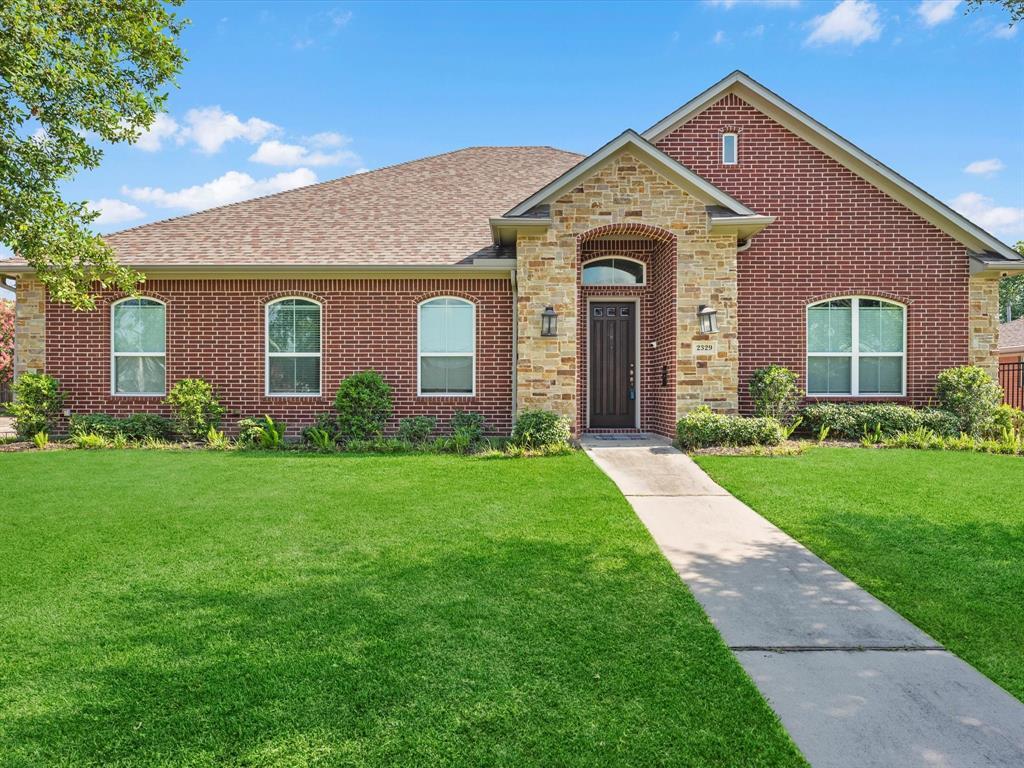 2329 Willowby Dr, Houston, TX 77008 - House Rental in Houston, TX ...