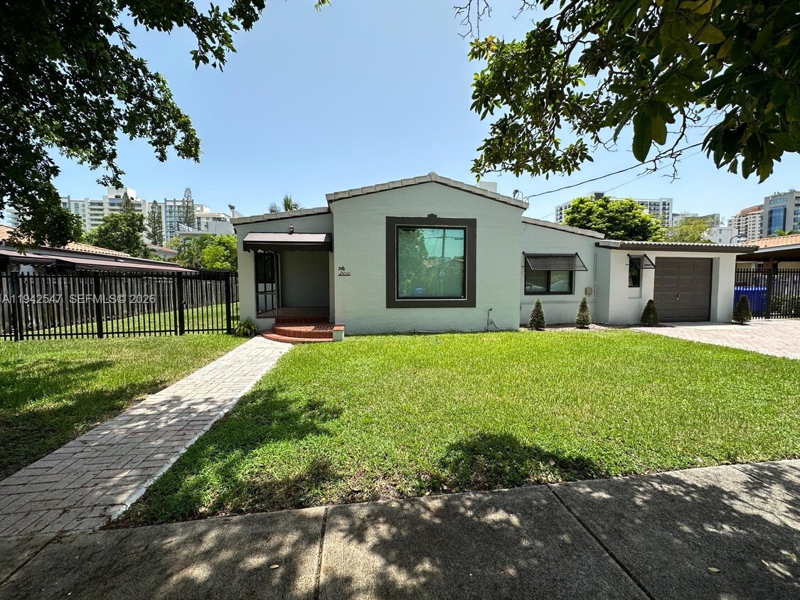 3050 SW 21St St, Miami, FL 33145 - House Rental in Miami, FL ...