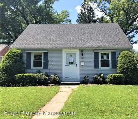 104 Seymour Ave, Springfield, MA 01109 - House Rental in Springfield ...