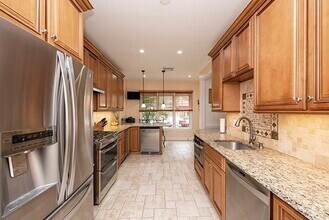 Port Liberte Condominium Apartments for Rent - Jersey City, NJ - 7 ...