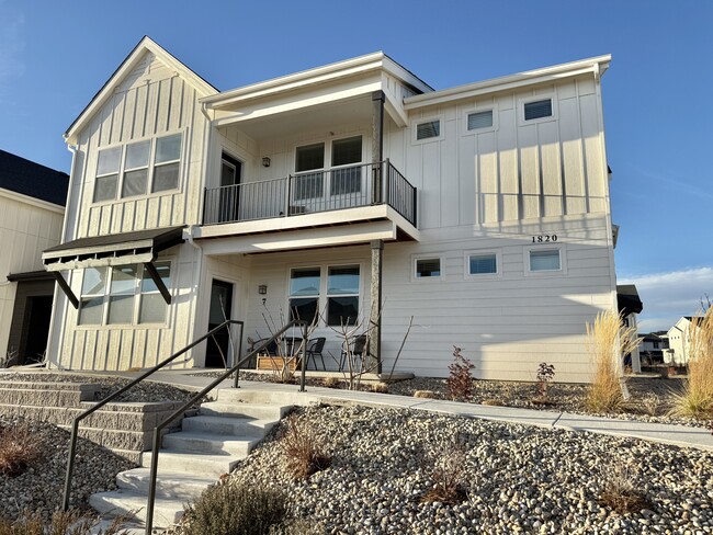 1820 Iron Wheel Dr, Windsor, CO 80550 - Townhome Rentals in Windsor CO ...