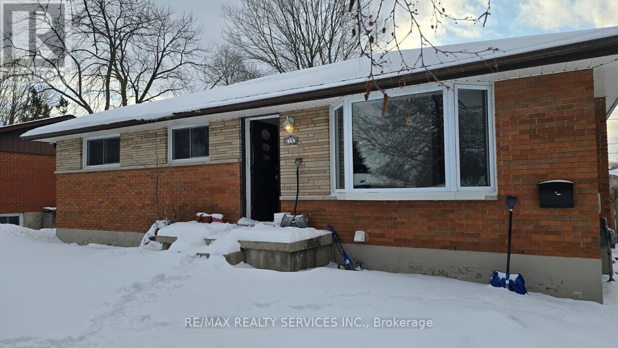 1183 Farnsborough Crescent, London, ON N5V 2L7 - Maison à Louer à ...