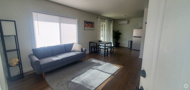 1 Bedroom Cat Friendly Apartments For Rent in Grants Pass, OR - 2 ...