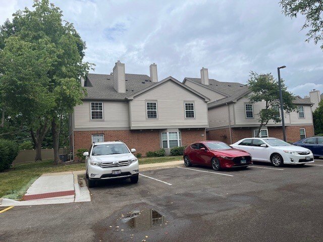 130 Crestwood Ct Unit 5, Schaumburg, IL 60195 - Condo for Rent in ...