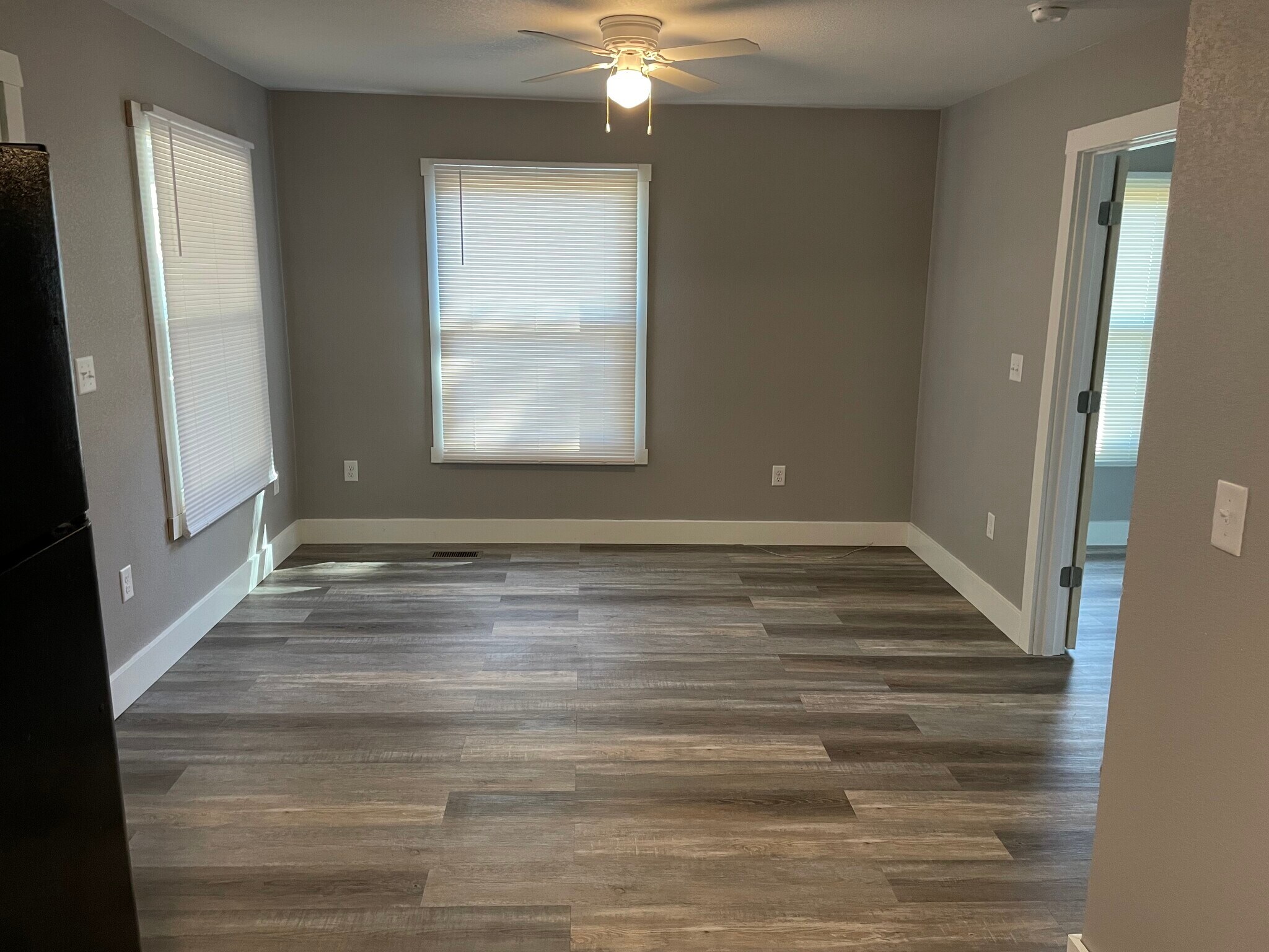 909 S 1st St Unit 909 1-2, Arkansas City, KS 67005 - 909 S 1st St ...