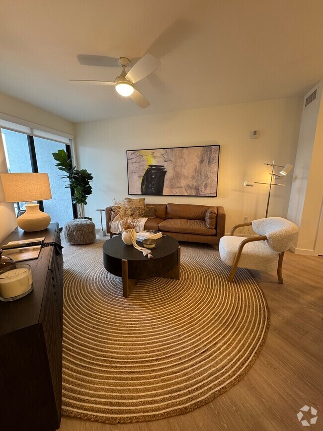 Enchanted Lake Apartments for Rent with a Walk-In Closet - Miami, FL - Updated Today ...