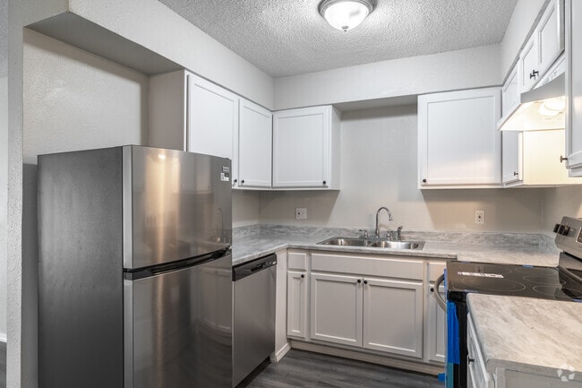 South Walker Apartments for Rent with Hardwood Floors - Oklahoma City ...