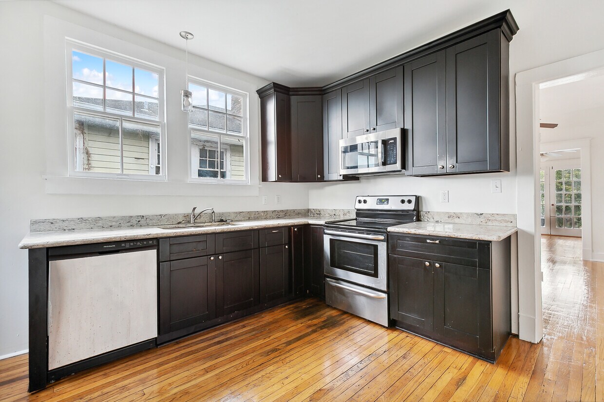3615 Louisiana Ave Pkwy, New Orleans, LA 70125 - Townhome Rentals in ...