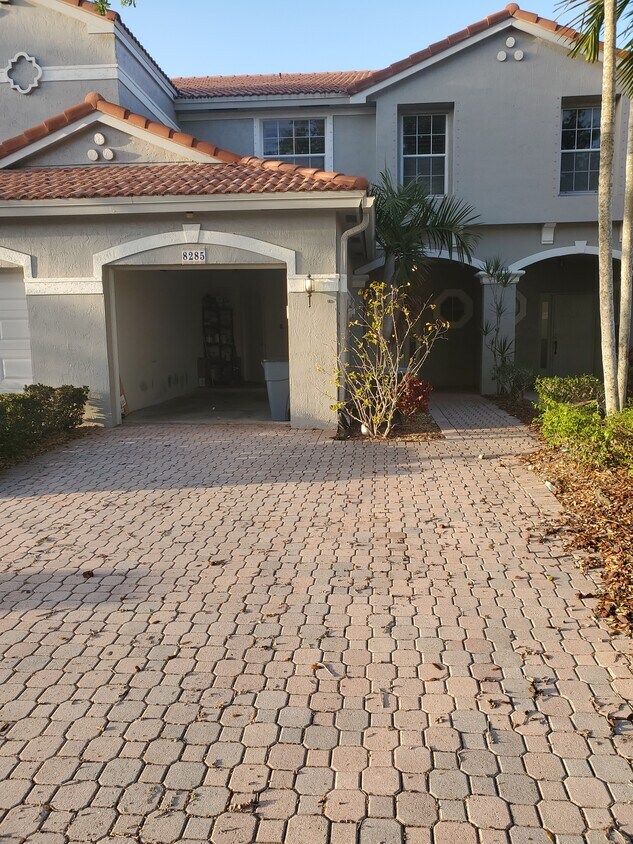 8285 Via Leonessa, Boca Raton, FL 33433 - Townhome Rentals in Boca ...