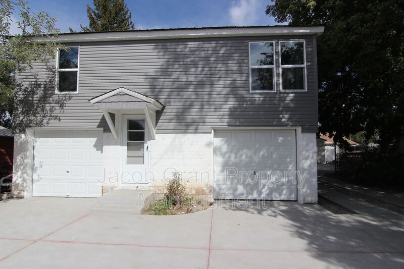 265 4th St Unit 1/2, Idaho Falls, ID 83401 - Condo for Rent in Idaho ...