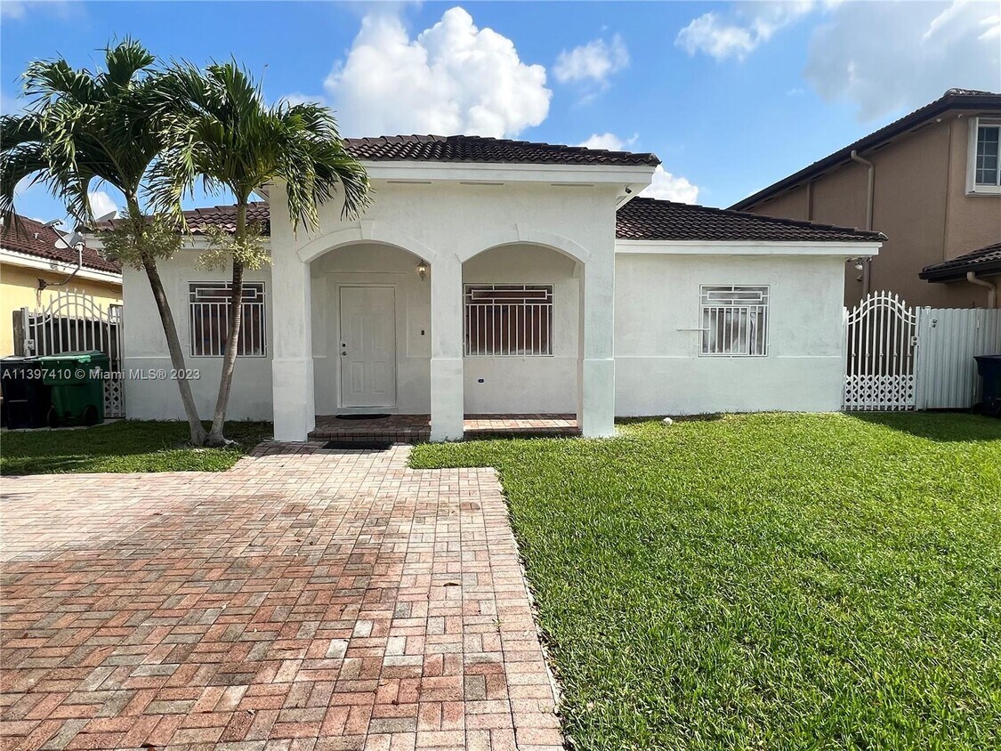 10711 SW 228th Terrace, Miami, FL 33170 - House Rental in Miami, FL ...