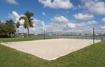 Palm Trace Landings Apartments Rentals - Davie, FL | Apartments.com