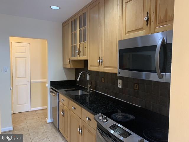 12732 Veirs Mill Rd Unit 8-204, Rockville, MD 20853 - Room for Rent in ...