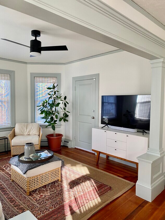 25 Poplar St Unit 2, Providence, RI 02906 - 25 Poplar St Providence, RI ...