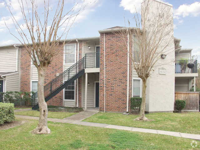 Crescent at Cityview Apartments - Houston, TX | Apartments.com