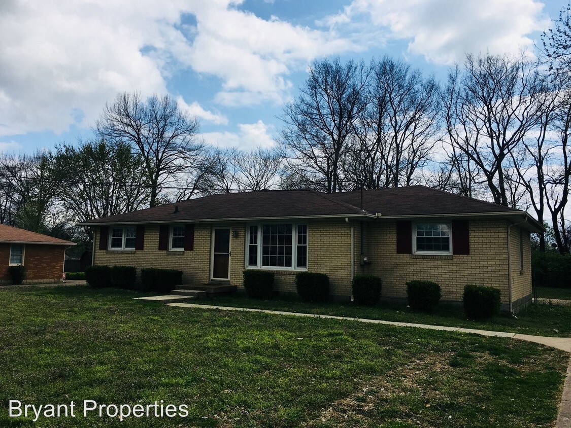 114 Colonial Dr, Hendersonville, TN 37075 - House Rental in ...