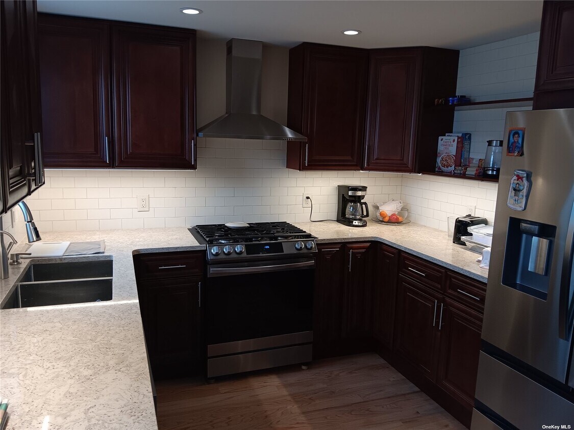 6933 136th St Unit A, Queens, NY 11367 - Room for Rent in Queens, NY ...