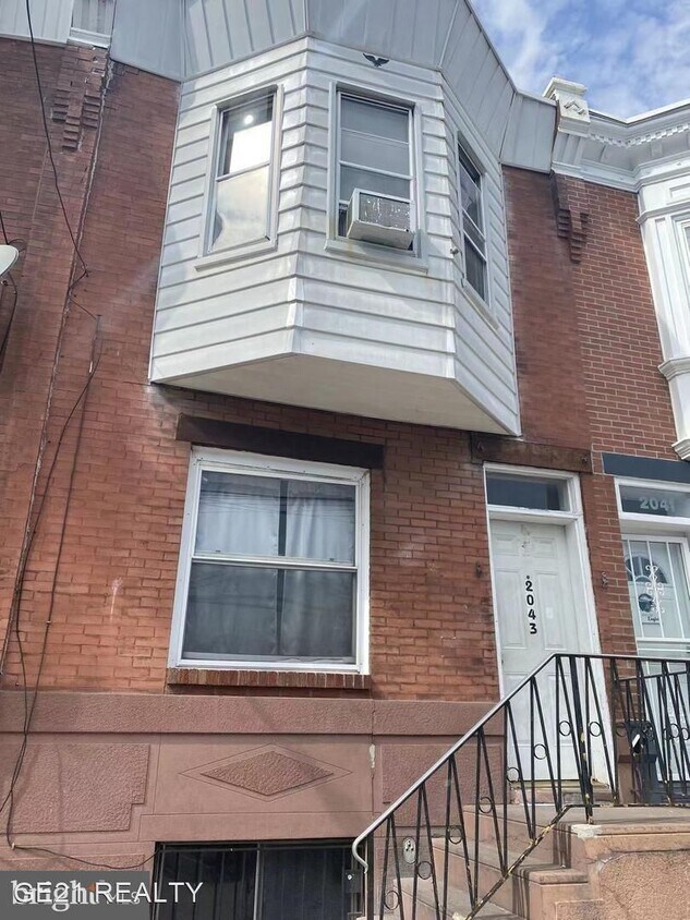 2043 W Snyder Ave, Philadelphia, PA 19145 - House Rental in ...