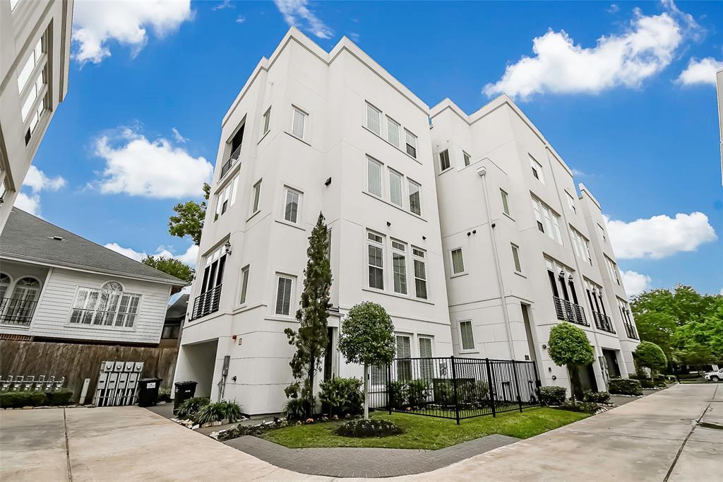 4422 Yoakum Blvd, Houston, TX 77006 - House Rental in Houston, TX | Apartments.com