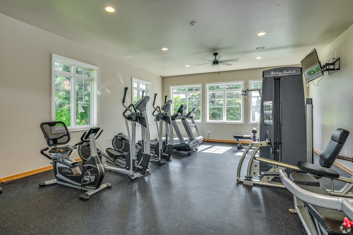 Scheuring Heights Apartments - 1951 Scheuring Rd De Pere, WI 54115 ...
