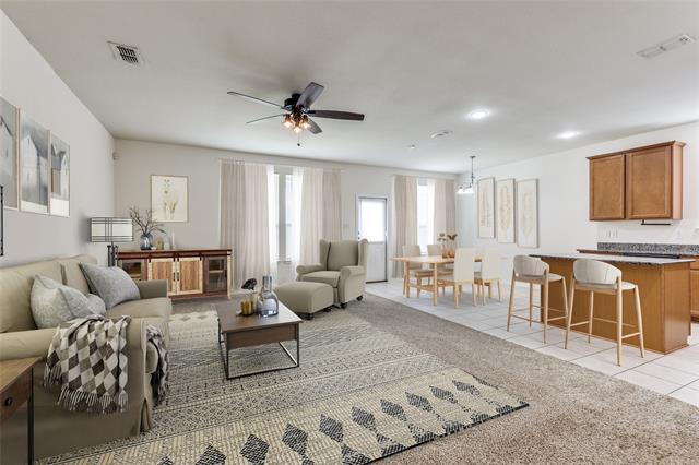 2417 Simmental Rd Fort Worth, TX 76131 - Alquileres en Fort Worth, TX ...