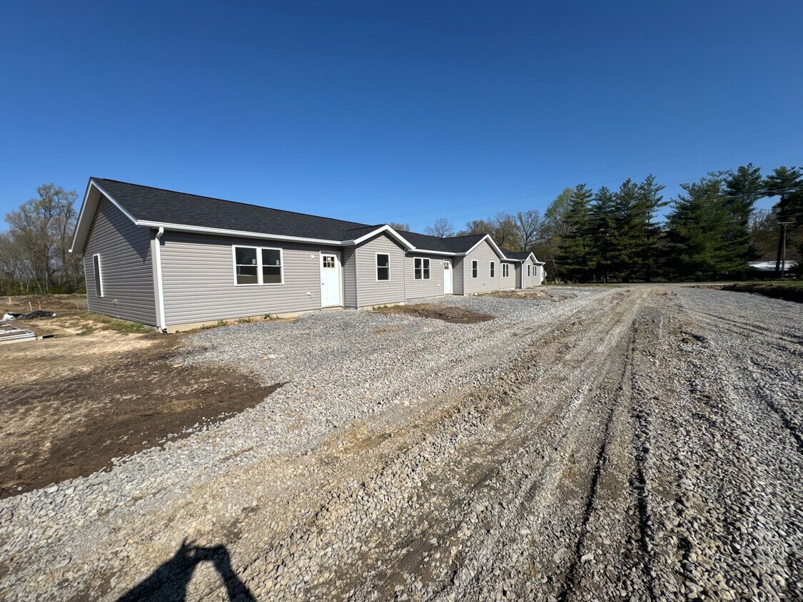 2000 W Herrin St, Herrin, IL 62948 - House Rental in Herrin, IL ...
