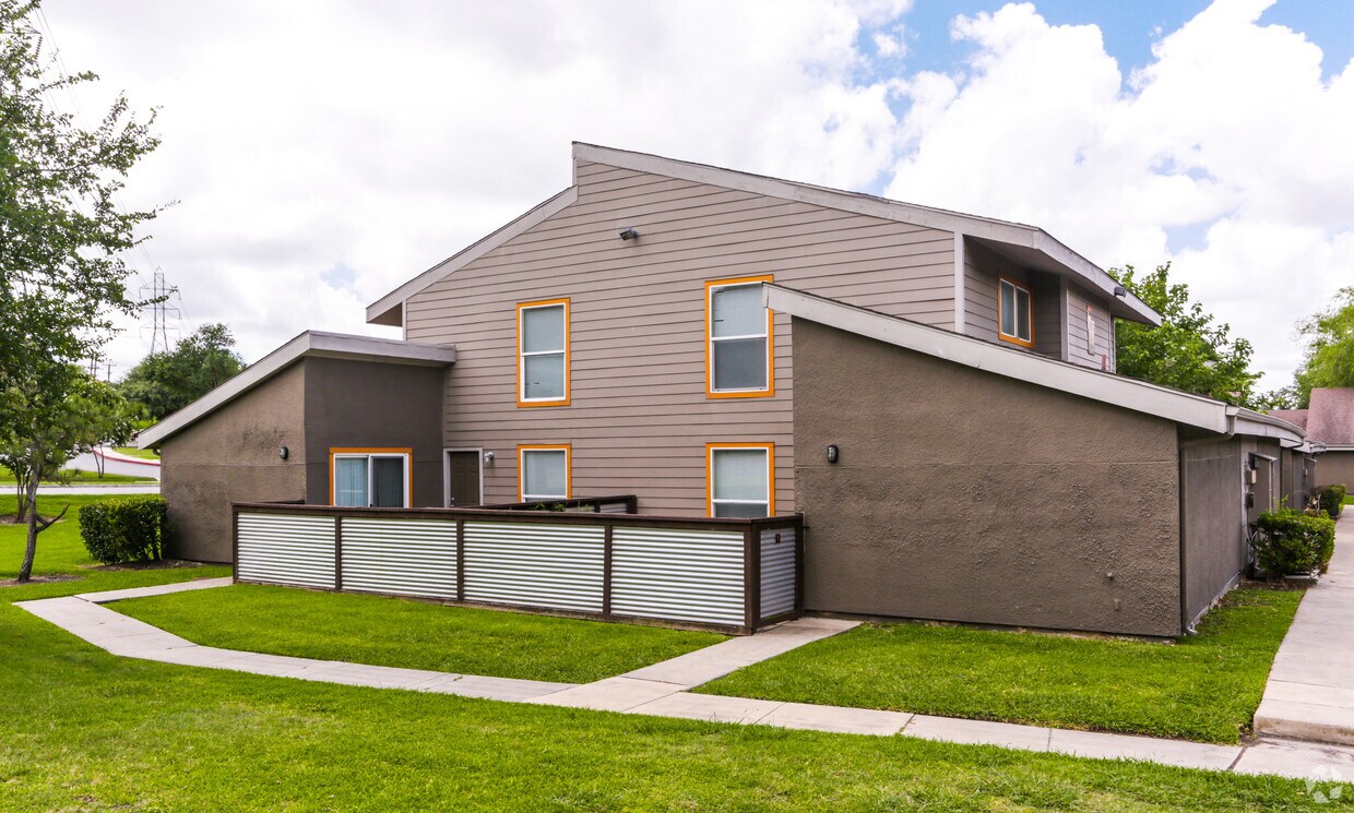 The Fredd Apartments - 9109 Dartbrook Dr San Antonio, TX | Apartments.com