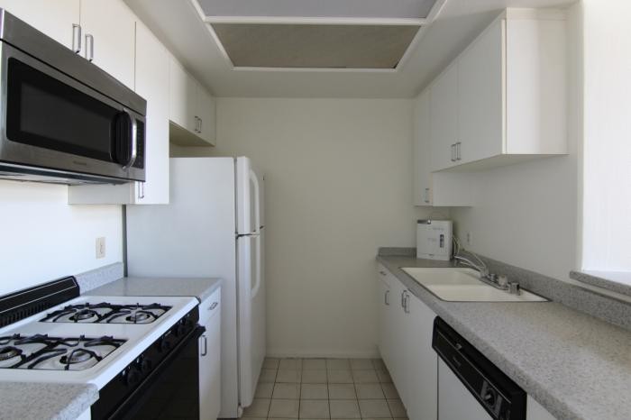 11295 Exposition Blvd, Los Angeles, CA 90064 - Room for Rent in Los ...