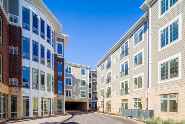 Crossings Raritan - Apartments in Raritan, NJ | Apartments.com