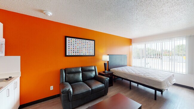Siegel Select Dallas Apartments - Dallas, TX | Apartments.com
