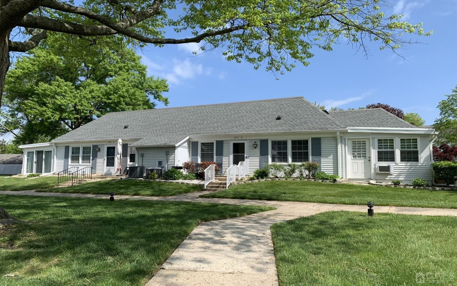 301B Sharon Way, Monroe Township, NJ 08831 - House Rental in Monroe ...