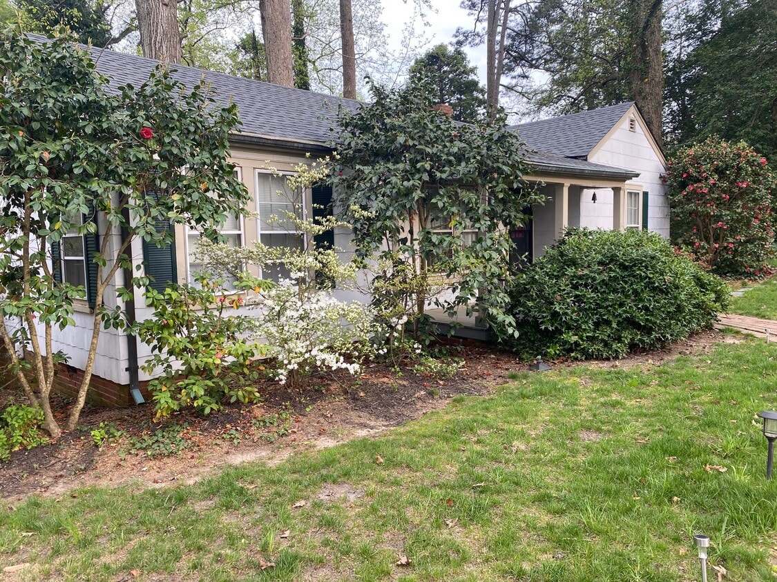 8739 Riverside Dr, Richmond, VA 23235 - House Rental in Richmond, VA ...