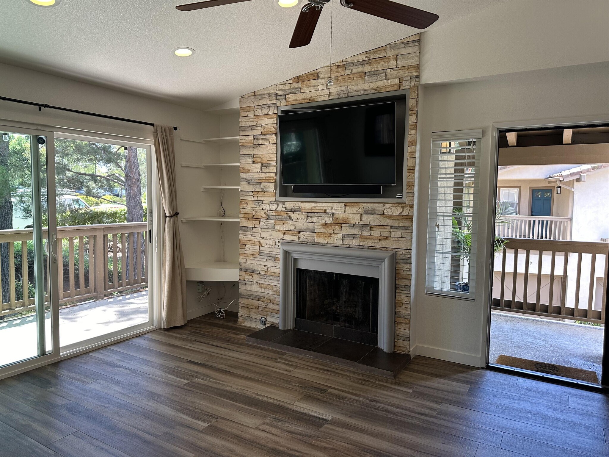24 Acalla, Rancho Santa Margarita, CA 92688 - Townhome Rentals in ...