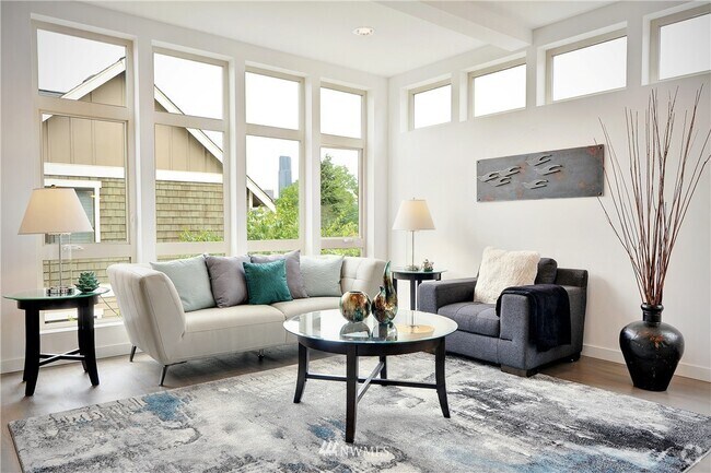 Townhomes for Rent in Seattle WA - 35 Townhouses | Apartments.com