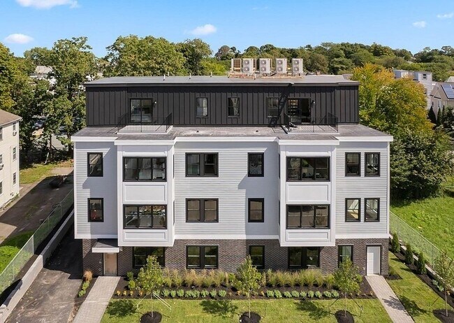 Codman Square-East Codman Hill Apartments for Rent with a Walk-In ...