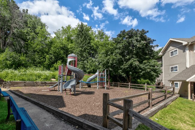 Madison Estates - 1124-1148 Morraine View Dr Madison, WI - Apartments ...