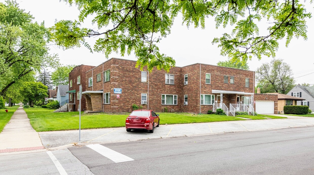 18014 Wentworth Ave, Lansing, IL 60438 - House Rental in Lansing, IL ...