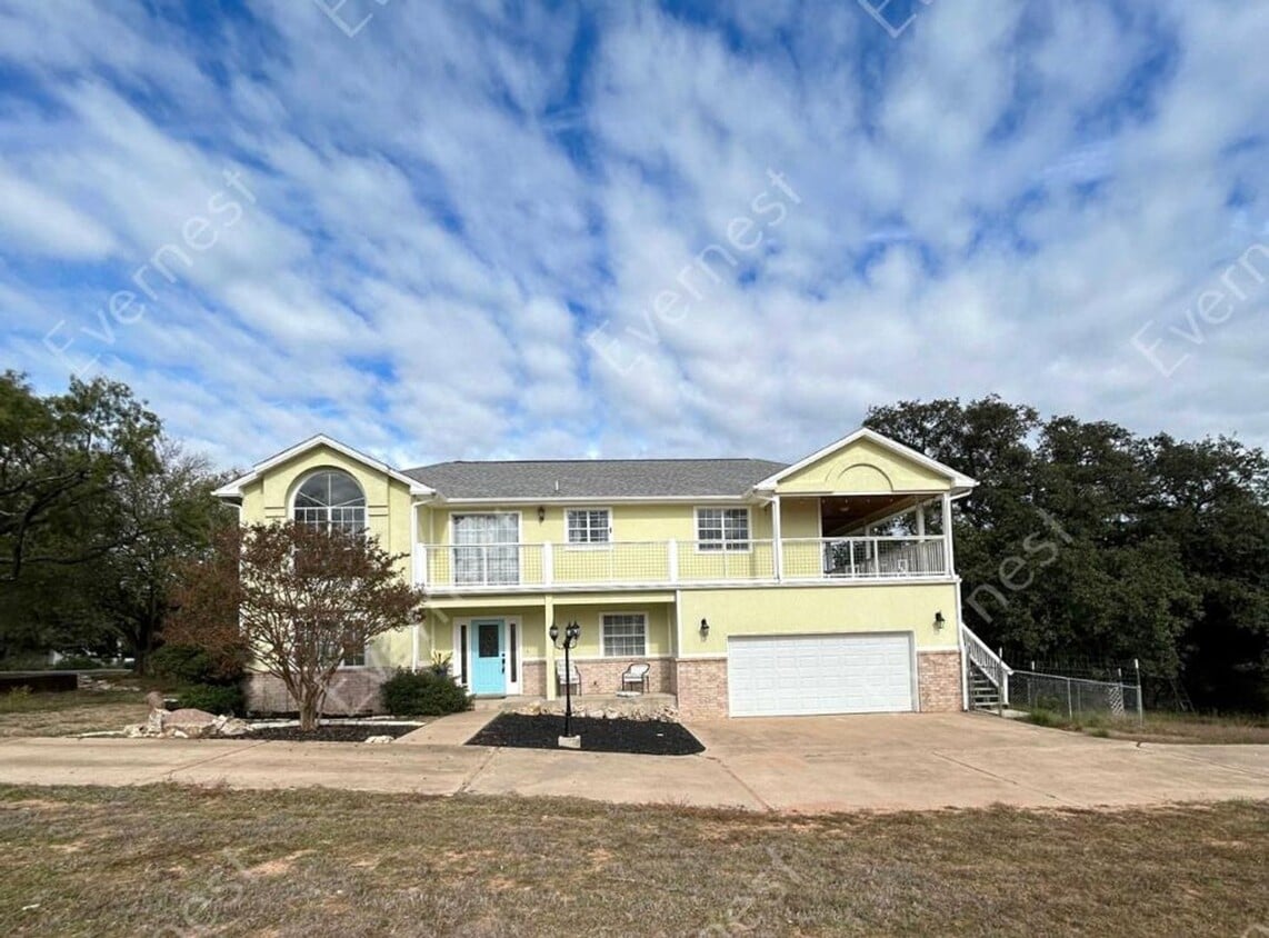 3304 Deerfoot Trail, Kingsland, TX 78639 - House Rental in Kingsland, TX | Apartments.com